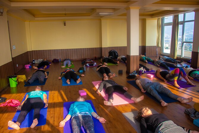 29-Day Rejuvenating and Life Changing Yoga class in Nepal - Who Should Consider This Retreat?
