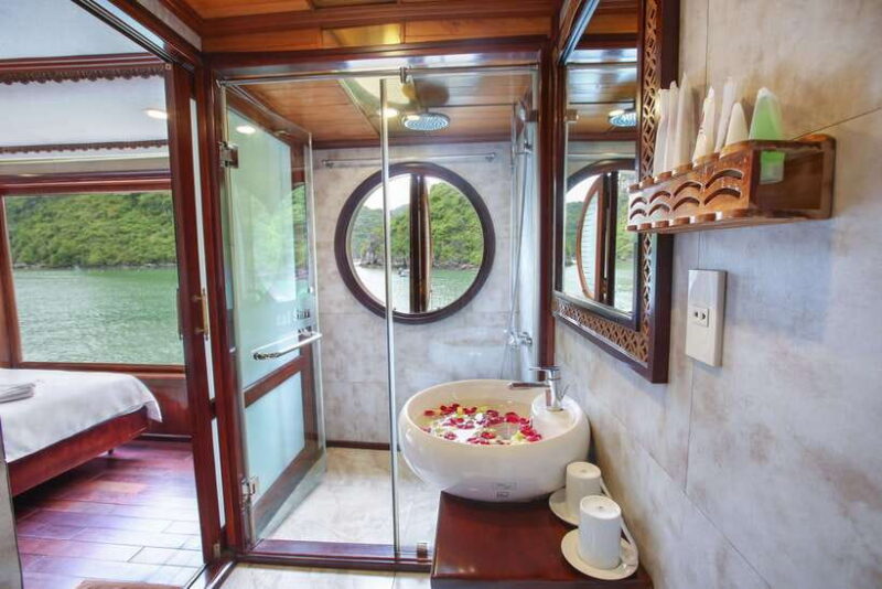 2D1N Ha Long Bay Cruise by Oriental Sails - Unpacking the Cabin Experience