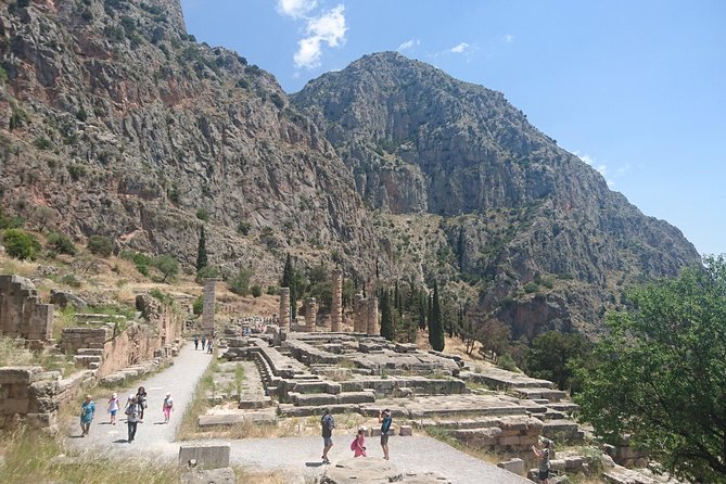 2DAY Tour to Delphi & Meteora With Guide and Tickets From Athens - Meteora Guided Tour