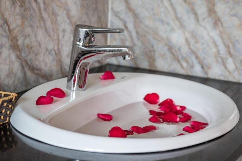 2Days 1Night Cruise: Ha Noi - Cat Ba island - Lan Ha Bay - Day Two: Cultural Encounters and Local Life