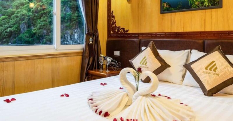 2Days 1Night Cruise: Ha Noi - Cat Ba island - Lan Ha Bay - Returning to Hanoi