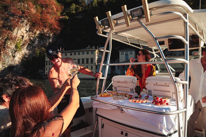 2H Hour Private Cruise on Lake Como by Motorboat 10 PAX - Exploring the Beauty of Lake Como