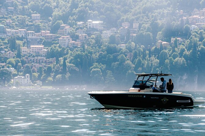 2H Private Cruise on Lake Como Tender Yacht Invictus 5 Pax - Spectacular Views of Lake Como