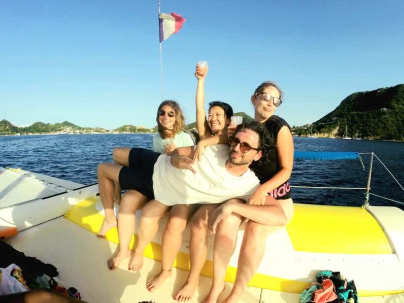 2h Sailing catamaran in La Baie des Saintes - The Sum Up