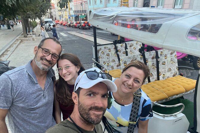 2h Tuk-Tuk Tour: Up and Down the Lisbon Hills - Exploring Lisbons Iconic Hills