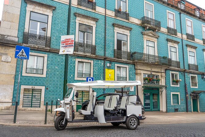 2h "Untouched Lisbon" - Hidden Secrets Tuk Tuk Tour - Meeting and Pickup Details