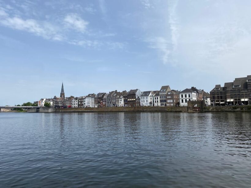 2H Walking Tour Maastricht - Practical Tips for Participants