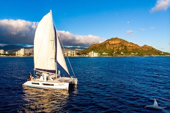 2hr Luxury Private Sailing Catamaran for 7-12 People - A Deep Dive into the Experience