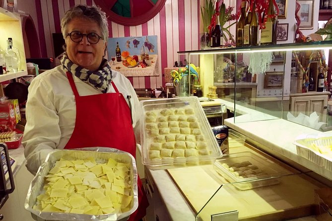 2Italy Lucca Food Tour - Taking in Tuscan Gastronomic Traditions
