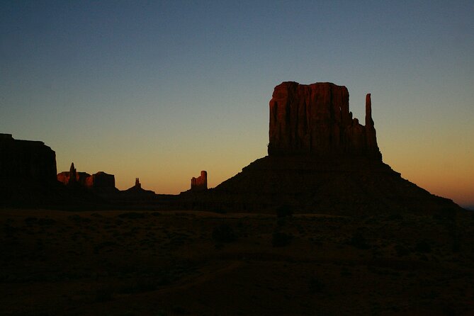 3.0 Hours of Monument Valley's Sunrise or Sunset 4×4 Tour - FAQ