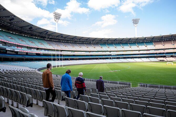 3/4 Day Sports Lovers Bus Tour of Melbourne - Key Points