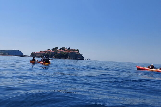 3.5-Hour Kayak Tour from Beii to Sveti Stefan Island - Key Points