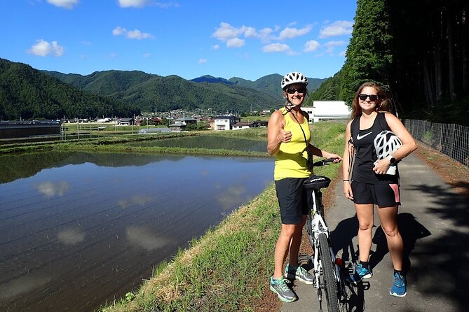 3.5h Bike Tour in Hida - Included Amenities