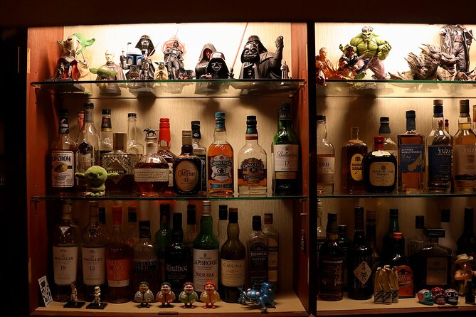 3 Bars and Foods Hopping Tour With Traditional Singer at Arakicho - Meeting Details