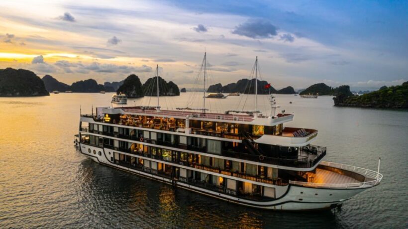 3-Day 2-Night Lan Ha Bay 5-Star Cruise - The Crowds and Environmental Considerations