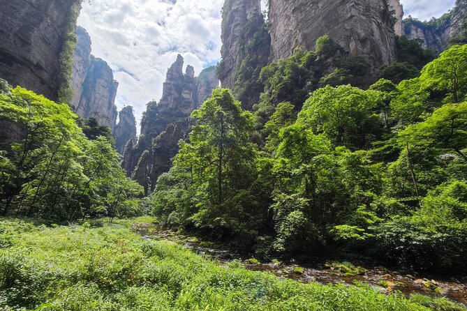 3-Day "A Bite" Of Mysterious West Hunan Tour (Zhangjiajie+Fenghuang) - Who Should Consider This Tour?