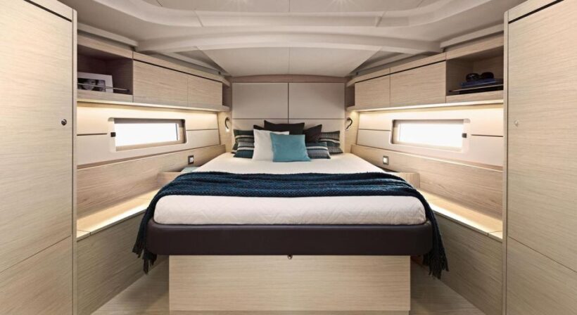 3-Day Crewed Charter "The Relaxing" Beneteau Oceanis 46.1 - The Details That Matter: Comfort, Meals, and Cost