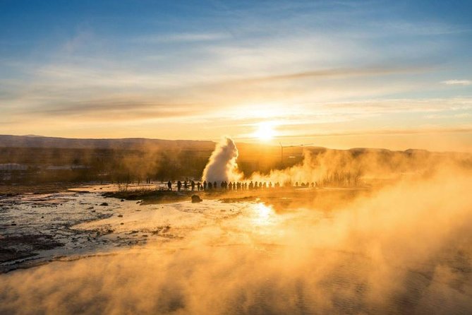 3-Day Golden Circle, Ice Cave, Glacier Lagoon and Canyon Tour - A Closer Look at the Experience