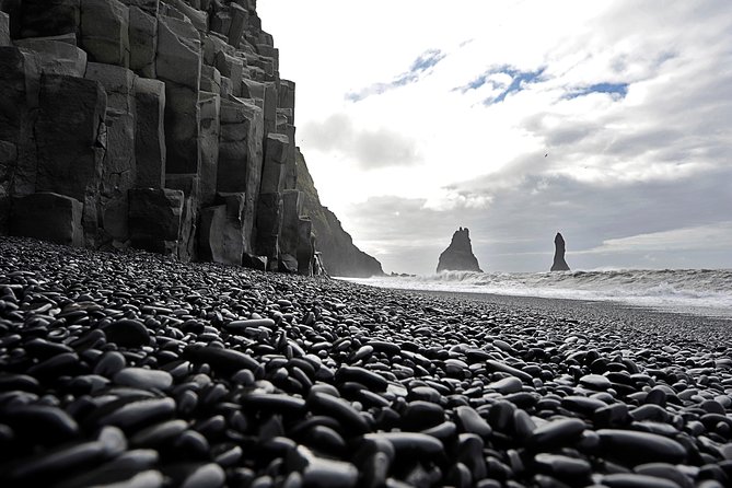 3-Day Golden Circle, Ice Cave, Glacier Lagoon & Waterfalls Tour - Exploring the South Coast
