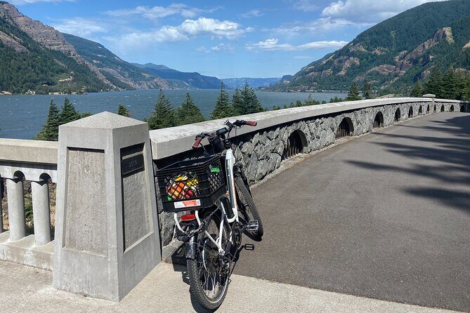 3-Day Guided E-Bike Tour Through the Columbia River Gorge - An In-Depth Look at the 3-Day Tour