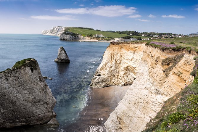 3-Day Isle of Wight and the Southern Coast Small-Group Tour from London - Exploring Portsmouth and Quarr Abbey