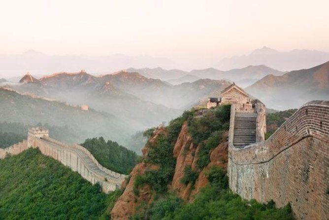 3-Day Private Hiking Adventure on the Great Wall: Gubeikou, Jinshanling and Simatai - Day Two: Jinshanling—A Mix of Ruins and Panoramas