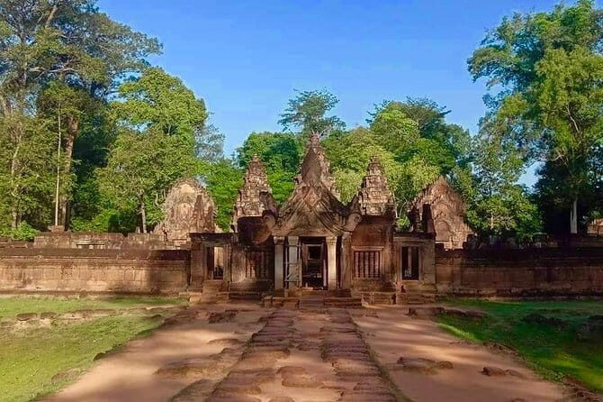 3-Day Private Tour to Angkor Wat and All Magical temple in Siem Reap - Day 2: Deeper into the Mysteries of Angkor