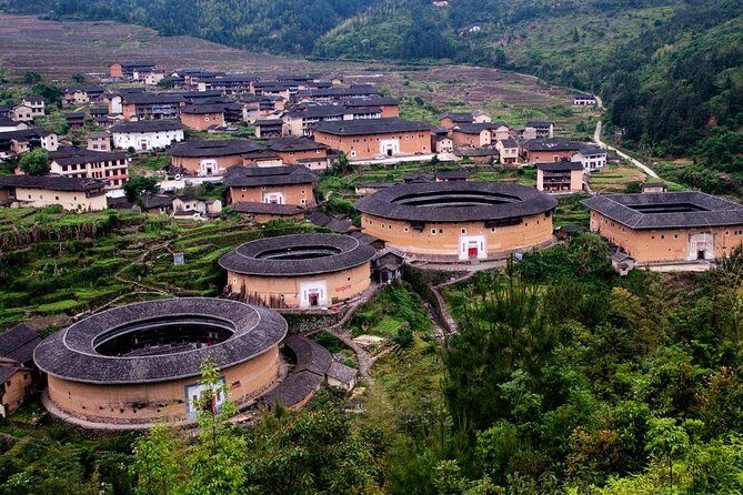 3-Day Private Tour to Hakka Tulou and Xiamen - Key Points