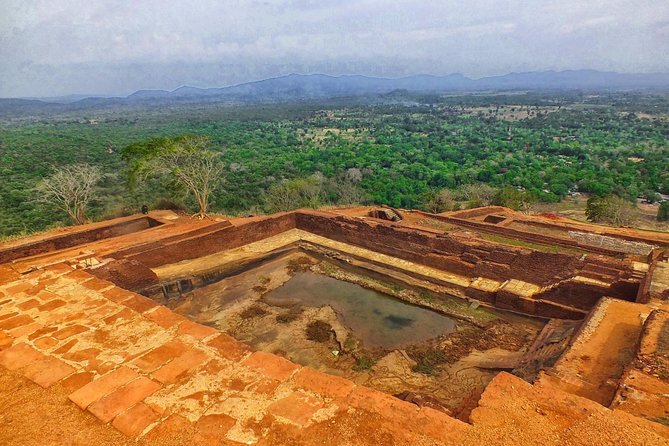 3 Day SriLanka Cultural Tour:Dambulla/ Sigiriya/ Polonnaruwa / Minneriya/ Kandy - Who Will Enjoy This Tour?