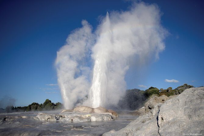 3 Day Waitomo Caves, Hobbiton Movie Set and Rotorua Tour from Auckland - The Overall Experience