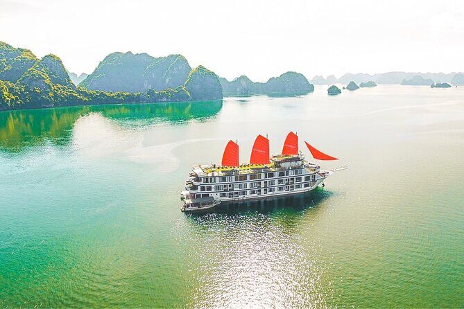 3 Days 2 Nights Oasis Bay Classic Cruise Halong Bay - What Makes This Cruise Stand Out?