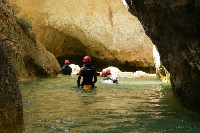3 Days of Canyoning in Sierra De Guara - Mastering Canyoning Techniques for All Skill Levels