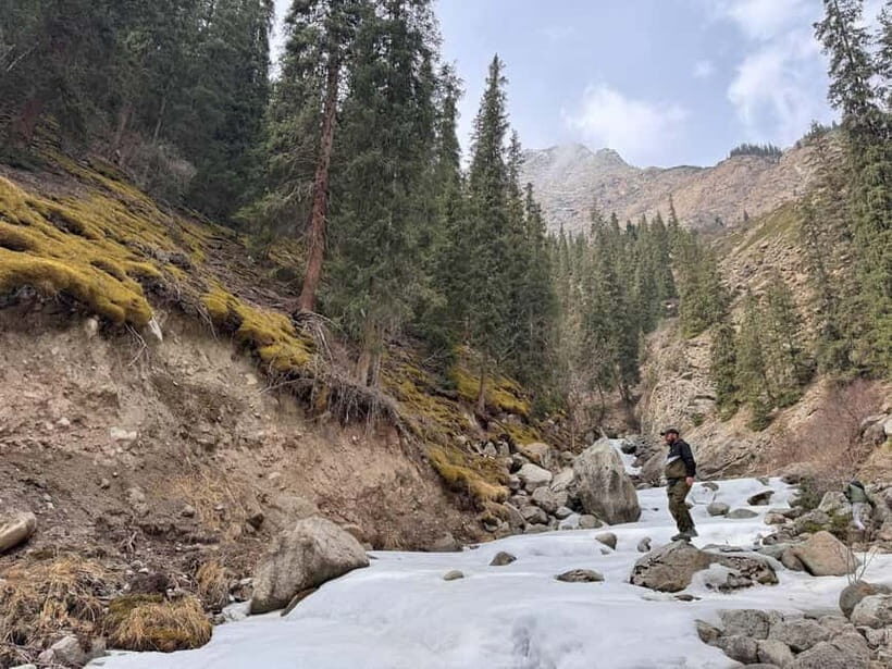 3-Days Tour Around Issyk Kul Lake, Canyons & Stay in Valleys - Key Points