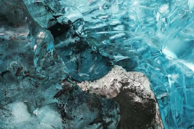 3 Days Tour - Golden Circle, Southcoast & Jökulsárlón Glacier Lagoon - Practical Considerations and Tips