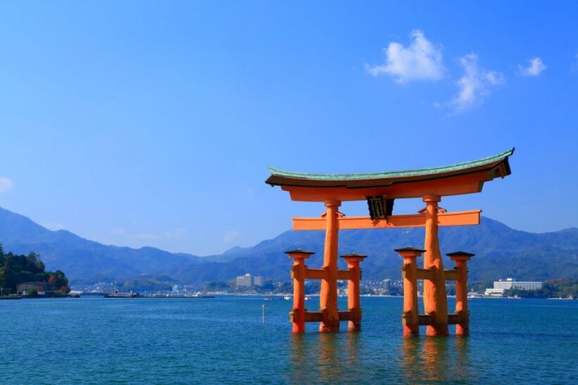 3 Departures: Hiroshima & Miyajima Trip with Indian Lunch - Discovering Miyajima and Its Iconic Torii