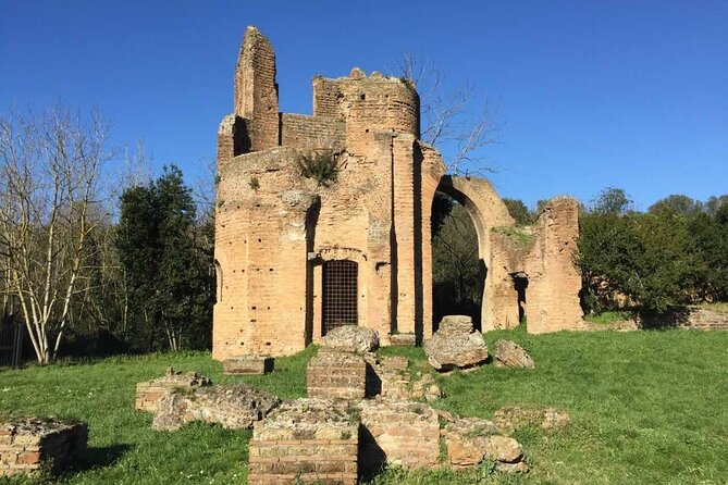 3-Hour Catacumbs and Appian Way Park Guided Tour in Golf Car Pickup - Discovering the Appian Way Park