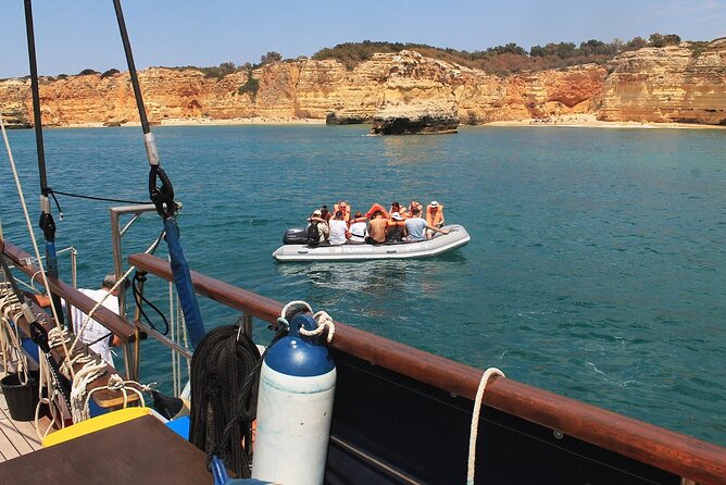 3 Hour Cruise Experience From Vilamoura - Highlights of the Cruise Route
