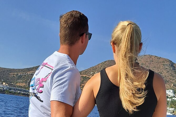 3 Hour Fishing and Swimming Boat Experience in Schisma Eloundas - Savoring the Fresh and Delicious Lunch on the Boat