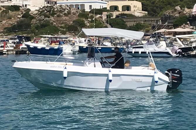 3-Hour Guided Boat Tour to the Caves in Santa Maria Di Leuca - Inclusions and Amenities