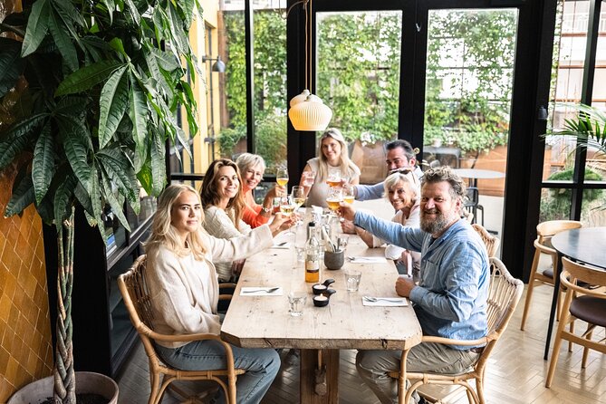 3 Hour Guided Food Walk Tour Review - Group Size and Accessibility