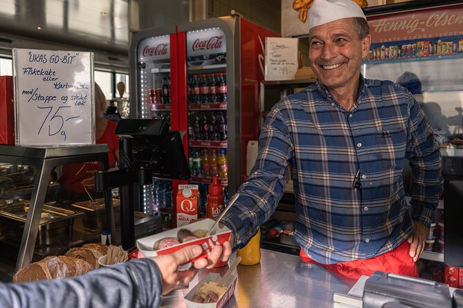 3 Hour Guided Food Walk Tour Review - Food Tastings and Highlights