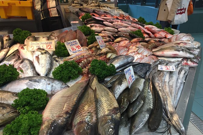 3-Hour Guided Manchester Food Tour with Lunch - Key Points