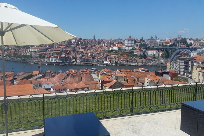 3-Hour Guided Walking Tour of Porto - Tour Inclusions and Requirements