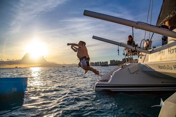 3 Hour Luxury Private Sailing Catamaran for 7-12 People - The Sum Up