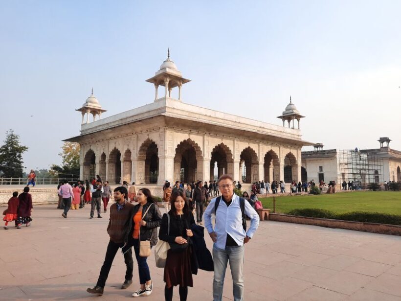 3-Hour Old Delhi Heritage Walking tour with Rickshaw ride - Authenticity and the Experience of Local Life