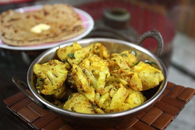 3-hour Private Cooking Lesson and Meal in a Local Agra Home - Key Points