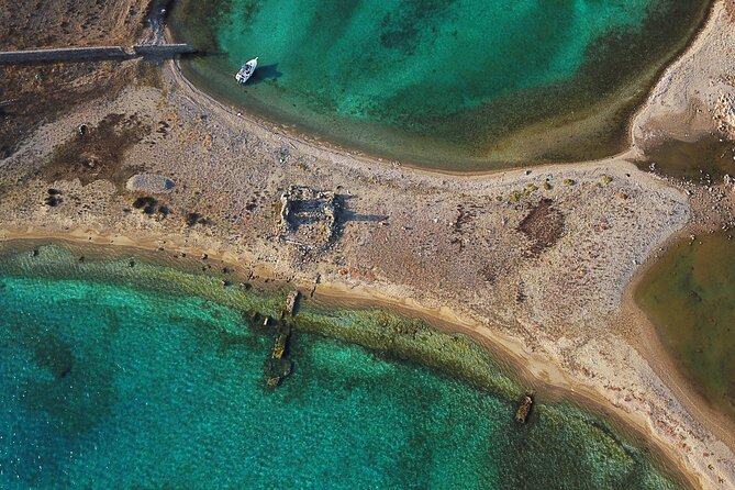 3 Hour Private Cruise: DELOS - RHENIA - Pickup and Meeting Logistics