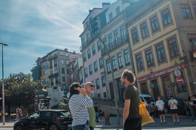 3-hour private guided walking tour of the BEST of Porto - FAQs