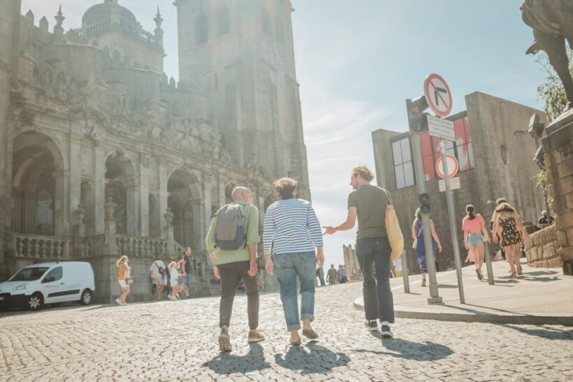 3-hour private guided walking tour of the BEST of Porto - Key Points