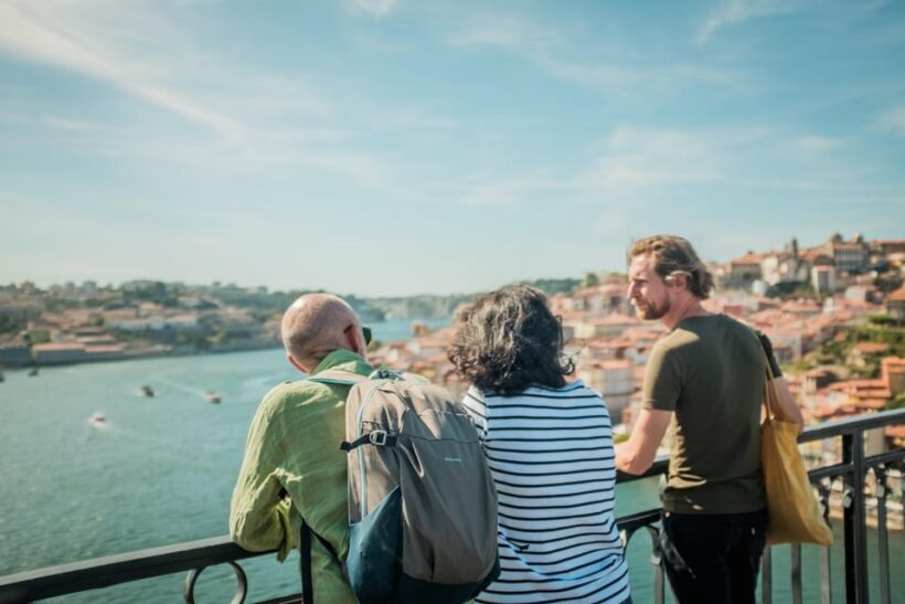 3-hour private guided walking tour of the BEST of Porto - Accessibility and Practical Info
